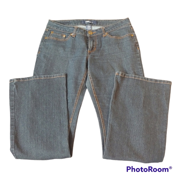 Tyte Jeans | Jeans | Tyte Junior Size 1 Jeans With Wide Flaired Bottoms ...
